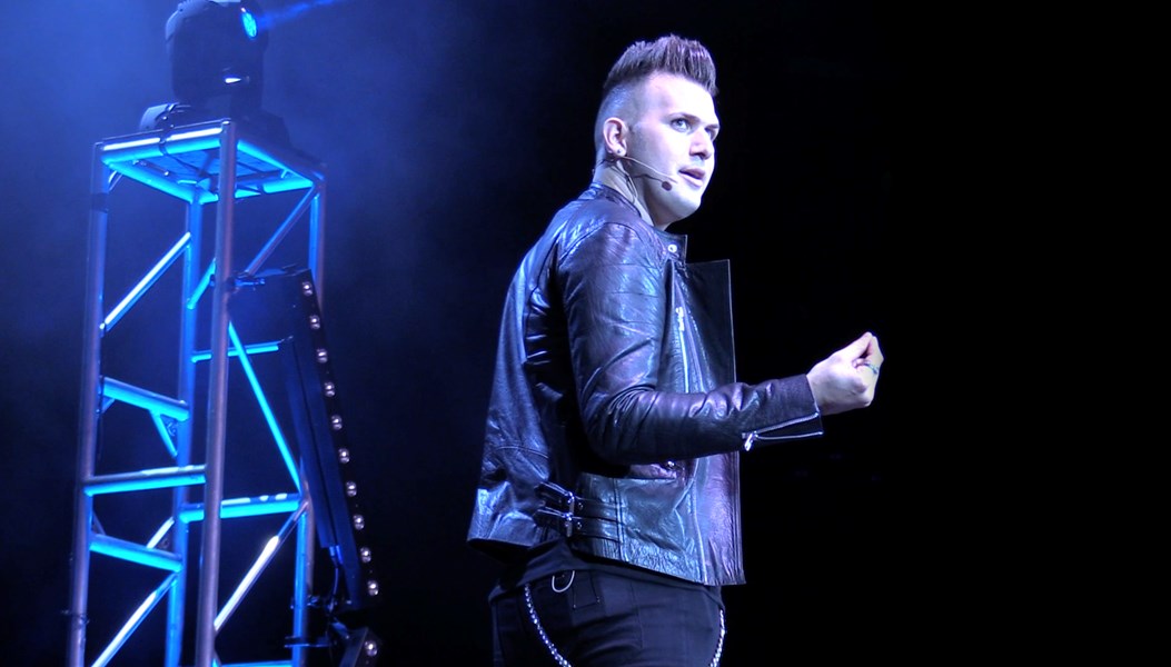 Joel Meyers • TV Magician & Illusionist - Illusionist New York City, NY ...